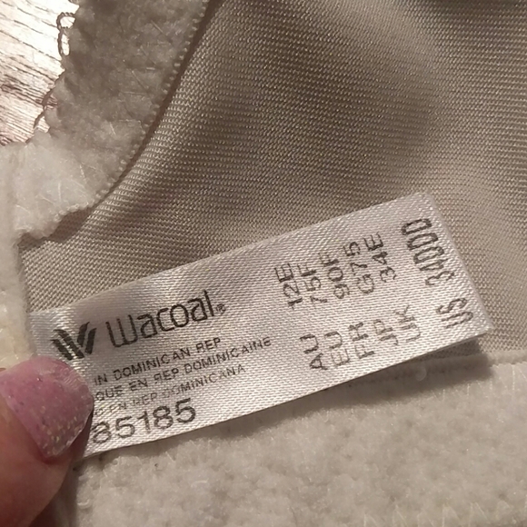 Wacoal | Intimates & Sleepwear | Wacoal 34 Ddd Basic Beauty Full Figure ...